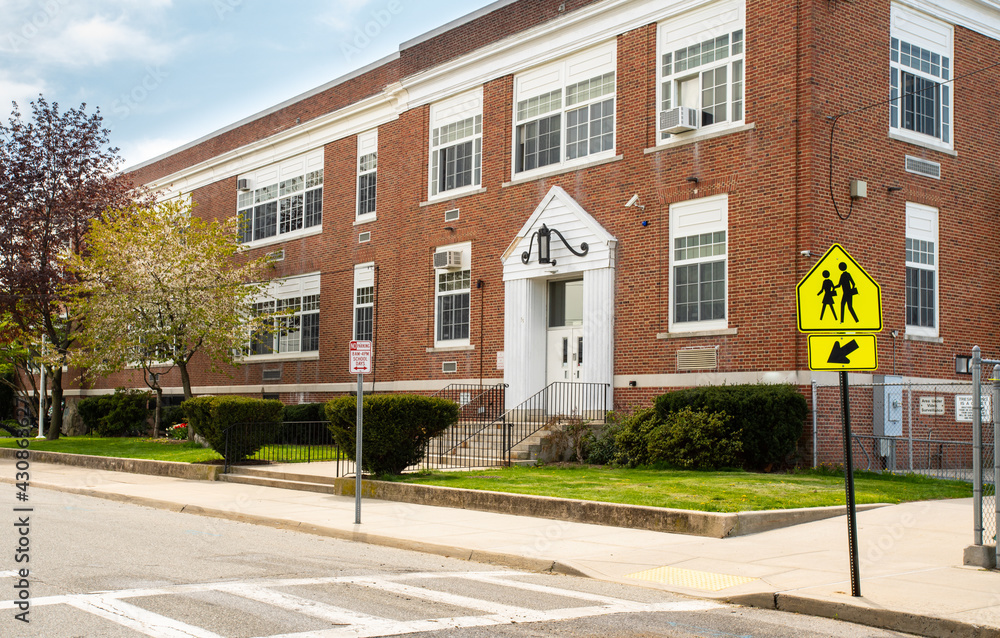 Exterior view of a typical American school building Stock Photo | Adobe ...