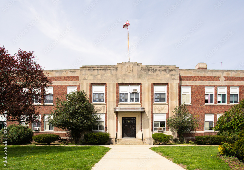 Exterior view of a typical American school building Stock Photo | Adobe ...