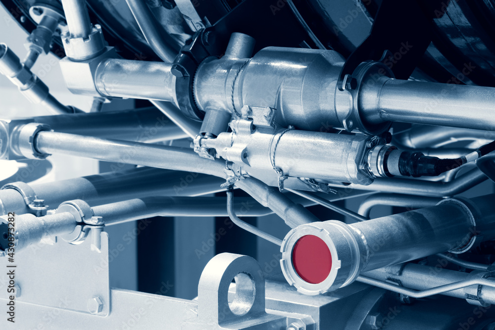 Gas turbine compressor for power generation on the offshore platform of ...