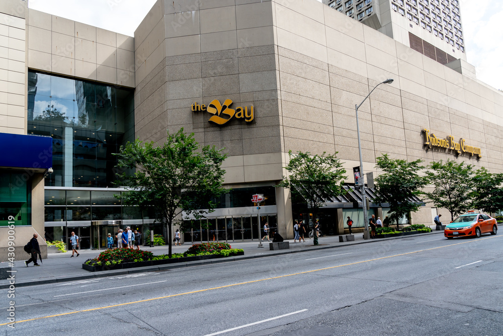 Fotografia do Stock: Toronto, Canada - July 31, 2019: The entrance to ...