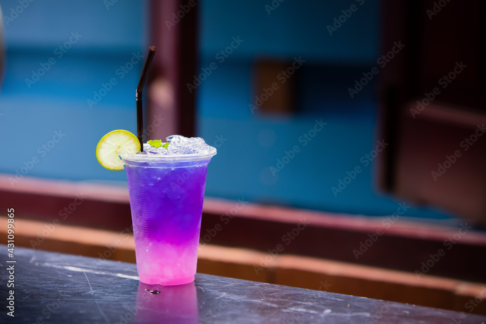 Butterfly pea or blue pea, Thai herb drink with lemon and honey. Stock ...