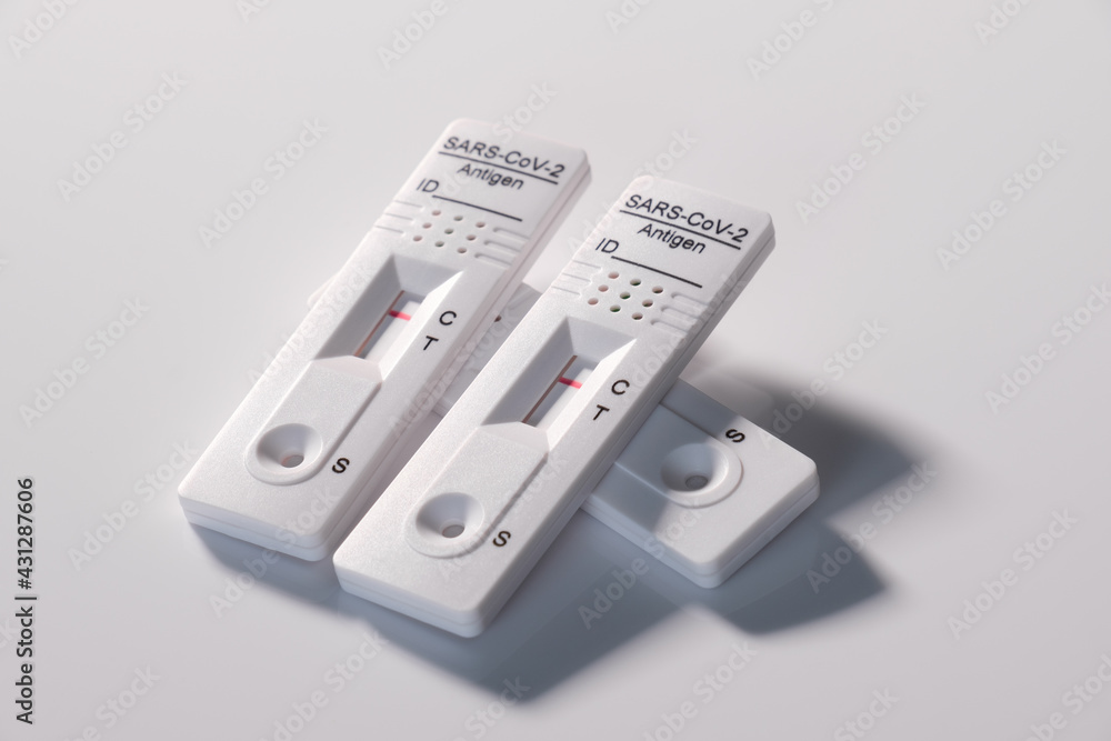 Corona-Schnelltest (Fast Test / Express Test / Rapid Antigen Test ...