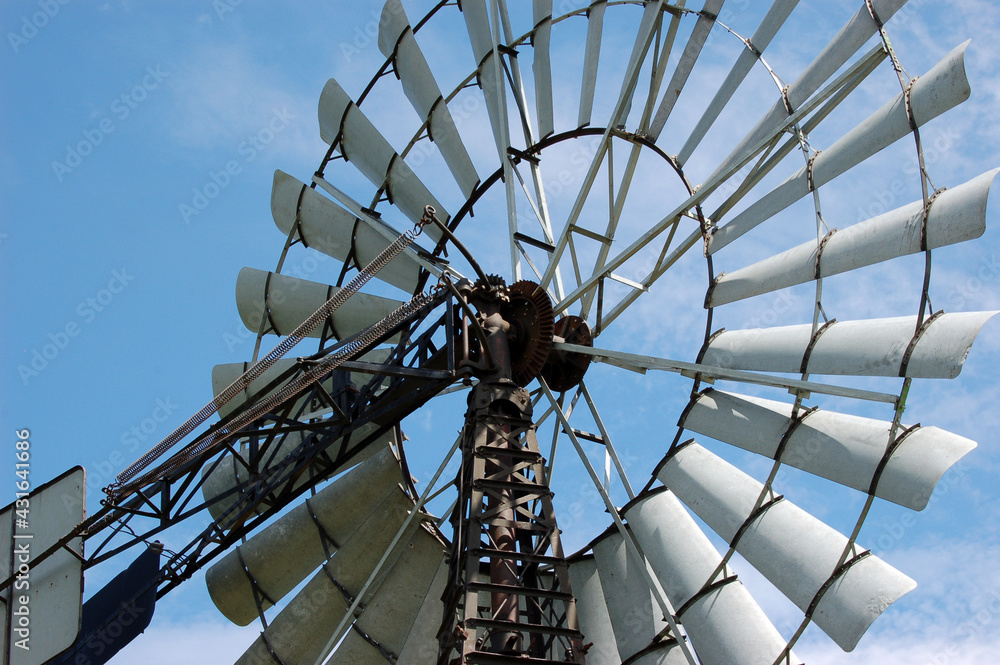 Rotorblatt altes Windschöpfwerk / Windrad Kachlin auf der Insel Usedom ...