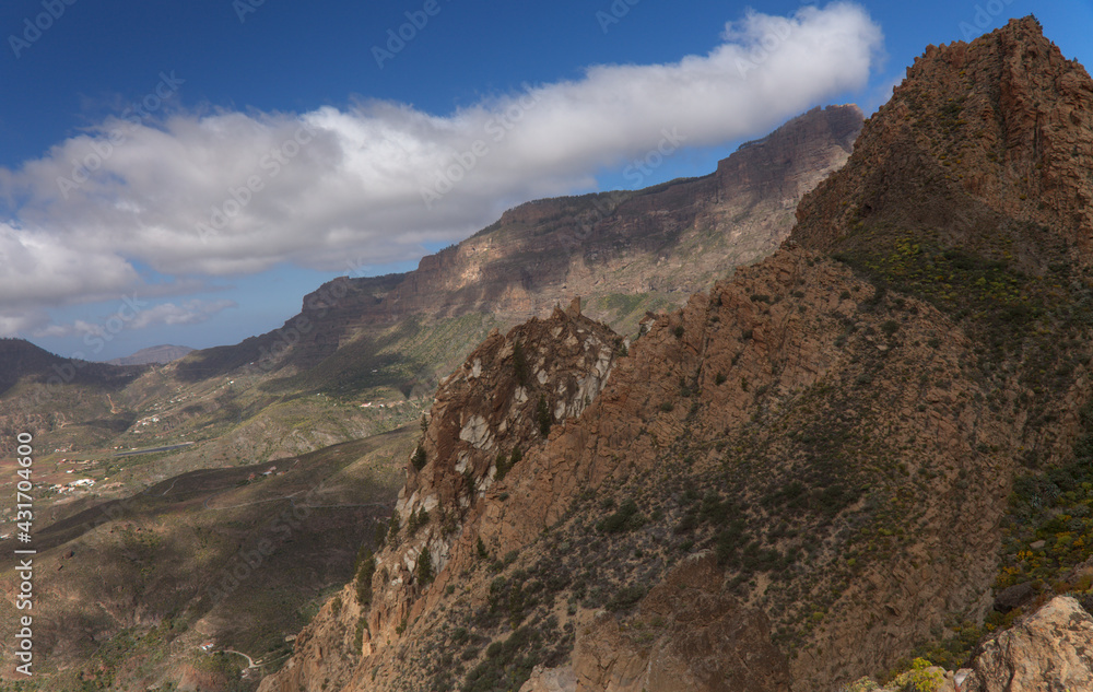 Gran Canaria, landscapes of the central part of the island along the ...