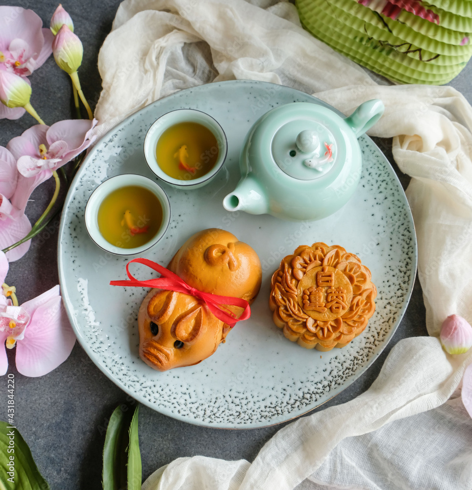 Foto de Chinese pastries eaten during the Mid-Autumn Festival ...