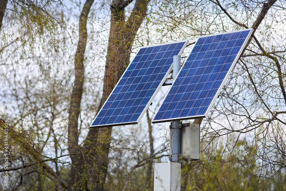 Solar battery generates clean green energy for lanterns in public park ...
