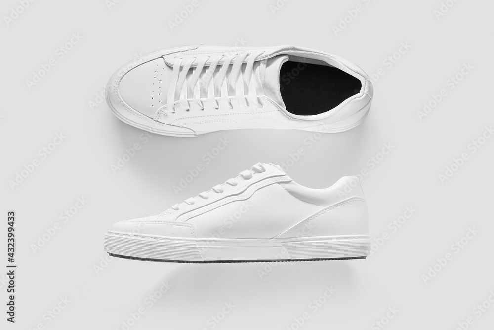 Mockup of the side and top of white generic sneakers Stock Photo ...