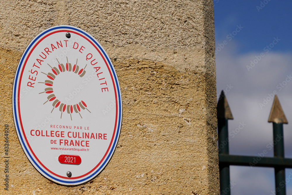 Restaurant de Qualite college culinaire de france logo text and sign ...