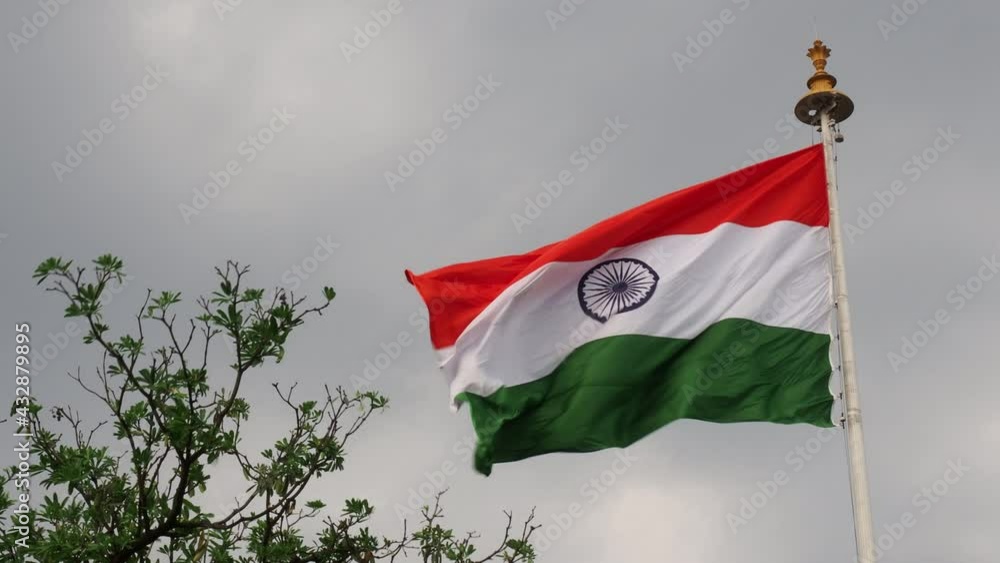 INDIA FLAG FLYING HIGH WITH PRIDE, india flag fluttering, india ...