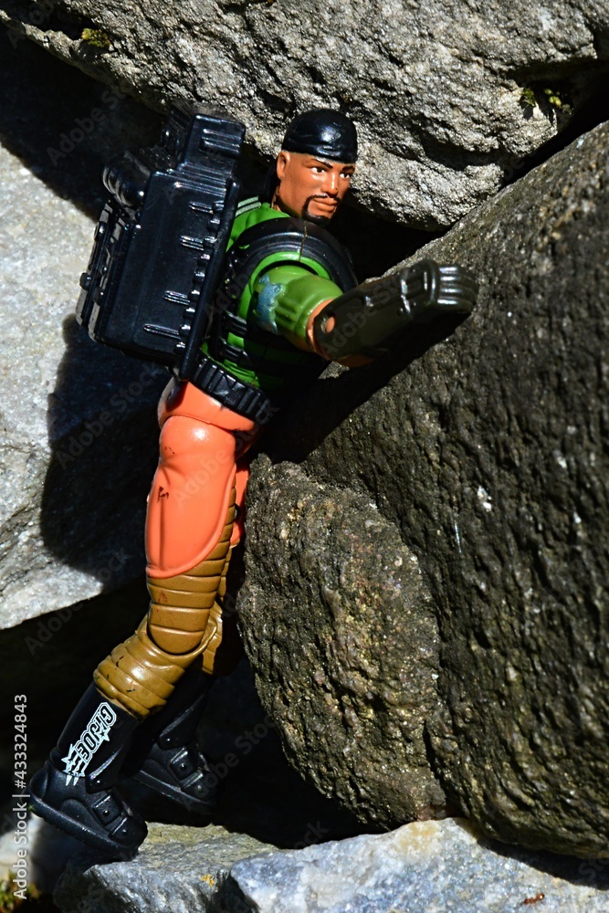 GI Joe action figure of Heavy Duty machine gunner from 2004 series ...