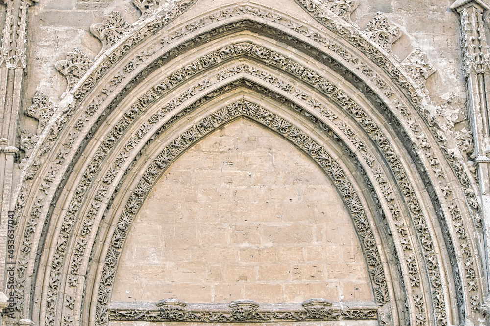 Foto de Detalle arco apuntado del Salvador o también llamado de los ...