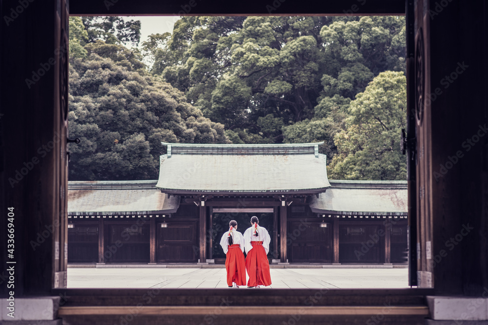 Back view of unrecognizable people in traditional kimono standing ...