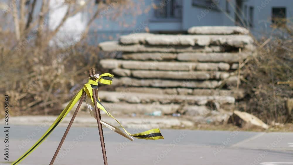 Vidéo Stock Concrete slabs on the construction site in 4K slow motion ...