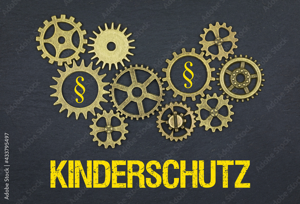 Kinderschutz Stock-Foto | Adobe Stock