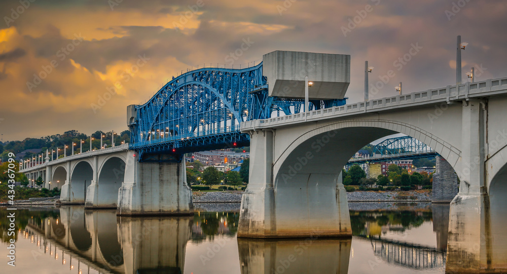 Photo & Art Print The Market Street Bridge (also John Ross Bridge) is a ...