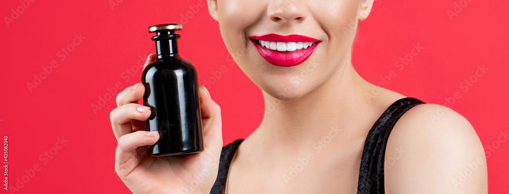 Beautiful girl using perfume. Woman with bottle of perfume. Woman ...