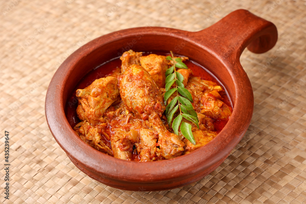 Spicy red Kerala chicken curry Goan style chicken vindaloo. Butter ...