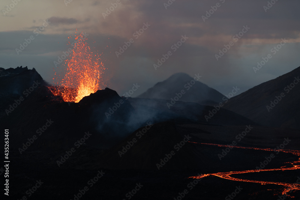 Geldingadalsgos, Fagradalsfjall volcano eruption - is a shield volcano ...