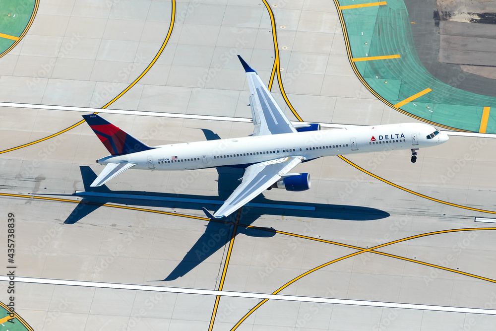 Delta Airlines Boeing 757 departing LAX International Airport. Aerial ...
