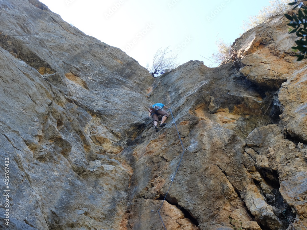 Escalade sur falaise Stock Photo | Adobe Stock