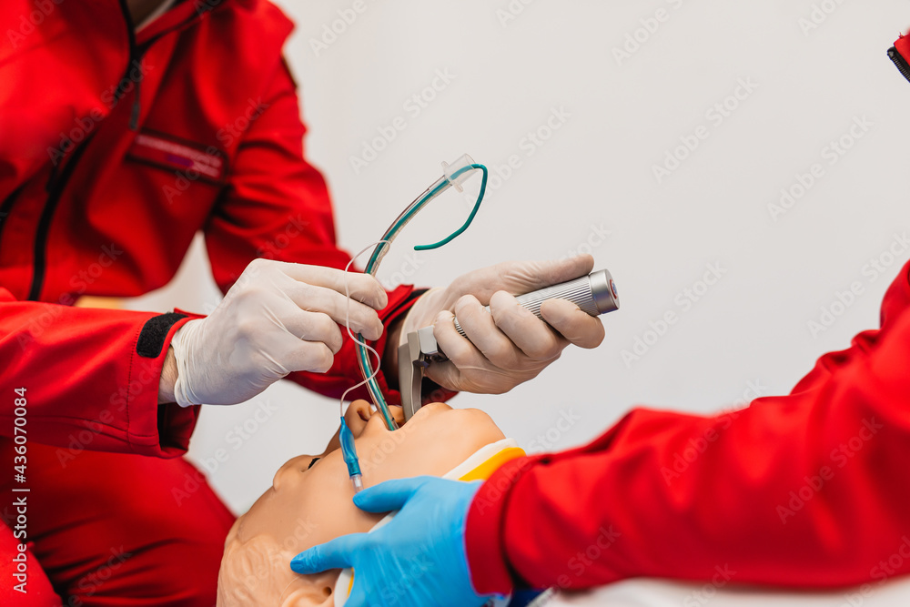 Training for endotracheal intubation using medical dummy. Paramedics in ...
