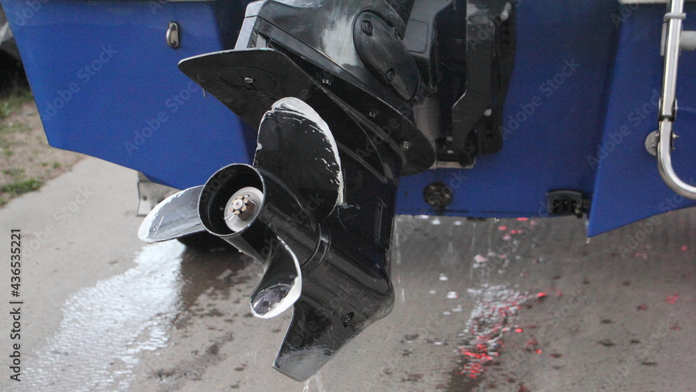 Motor boat launch, wet outboard motor lower unit with alloy propeller ...