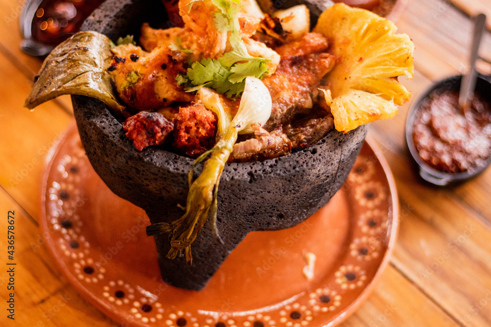 Molcajete de carne asada foto de Stock | Adobe Stock