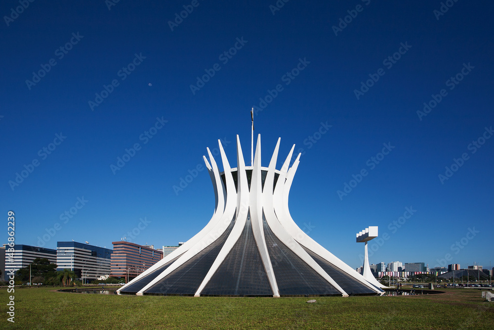 Foto de BRASILIA, BRAZIL- November 15, 2016: Government buildings ...