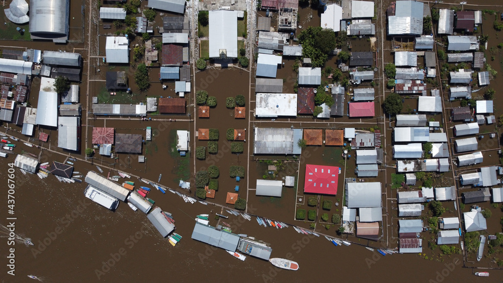 Fotka „Aerial view of a big flood in Careiro da Varzea, near the city ...