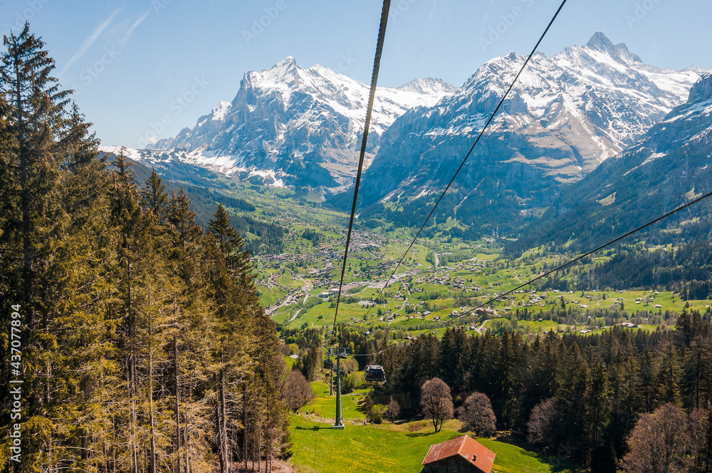 Foto de Grindelwald, Wetterhorn, Grosse Scheidegg, Schreckhorn ...