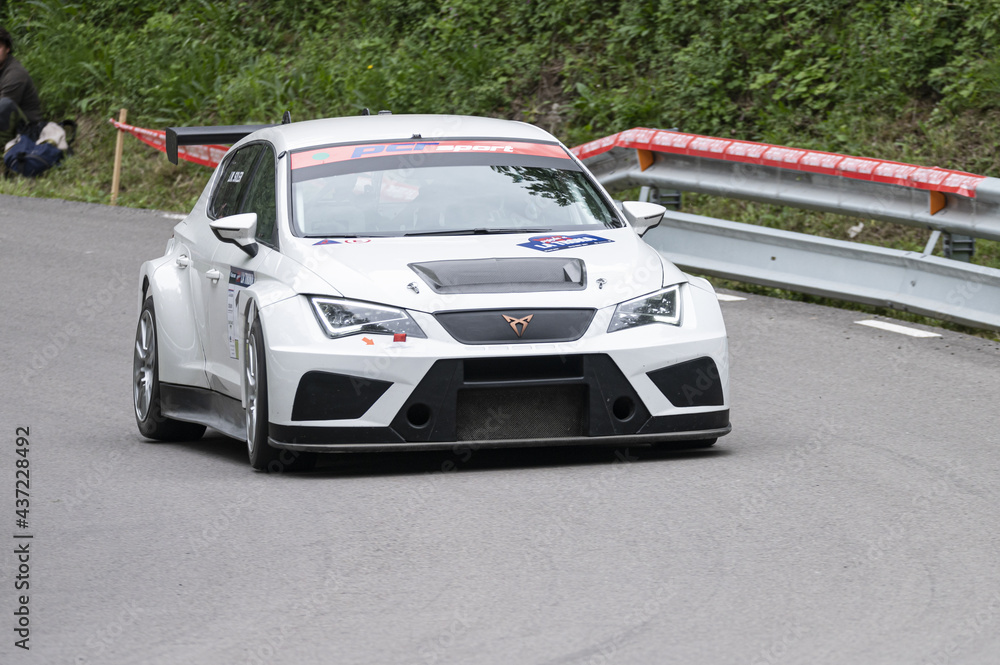 Fotografia do Stock: BARCELONA, SPAIN - May 23, 2021: Cupra Racing Car ...