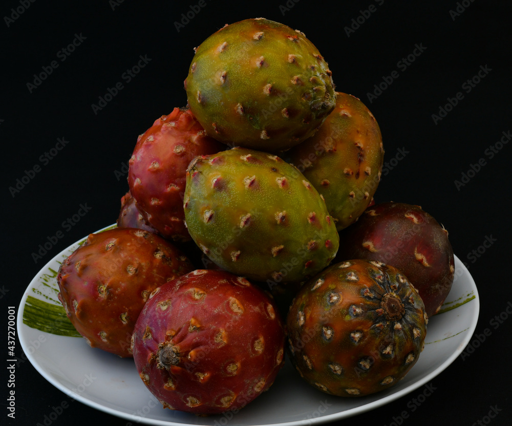 colores de las pitayas Stock Photo | Adobe Stock
