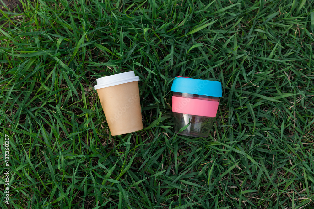 Reusable plastic keep cup and cardboard disposable non-recyclable glass ...