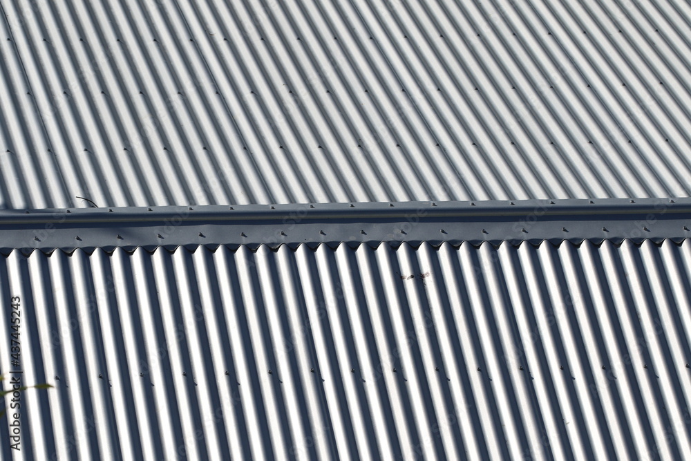Dachkonstruktion aus Wellblech Stock Photo | Adobe Stock