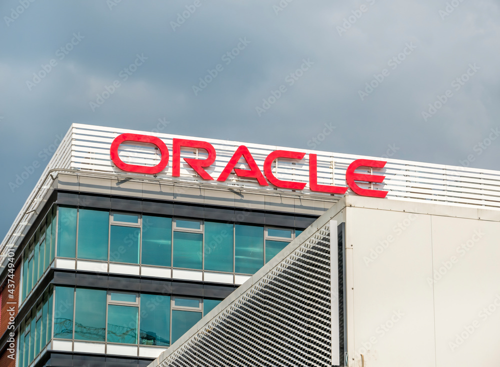 Bucharest/Romania - 07.18.2020: Oracle headquarter building in ... Bucharest/Romania - 07.18.2020: Oracle headquarter building in ...