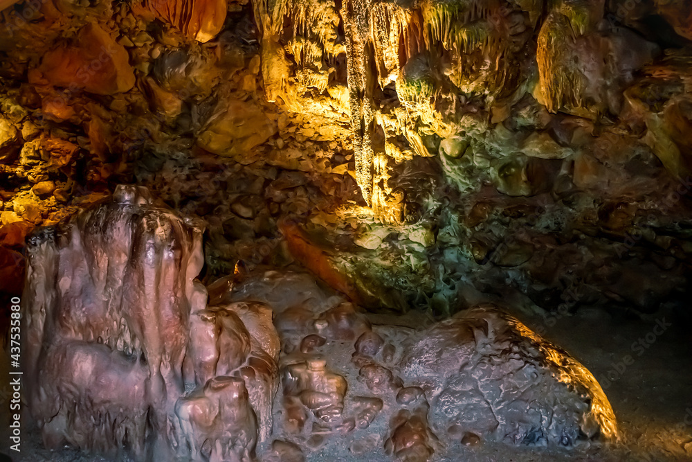Stone walls with mineral formations inside Damlatas cave in Alanya ...