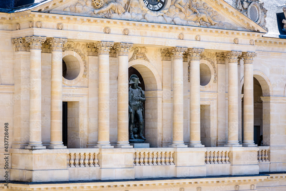 Side view of the southern facade of the court of honor of the Hotel des ...