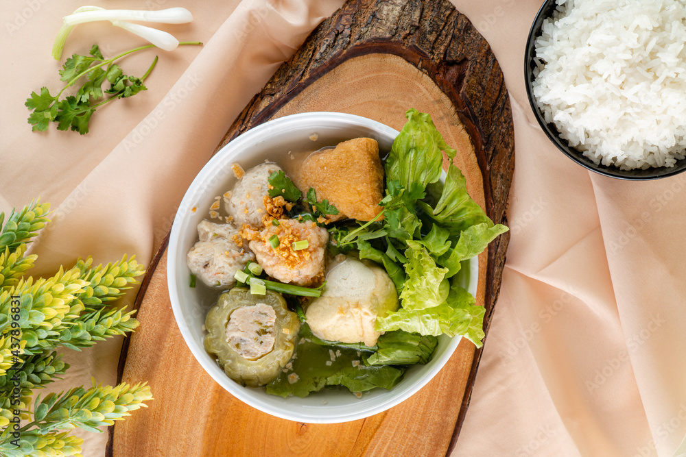 Yong tau foo , yong tau fu or Liong Tahu (In Indonesia). is a Hakka ...