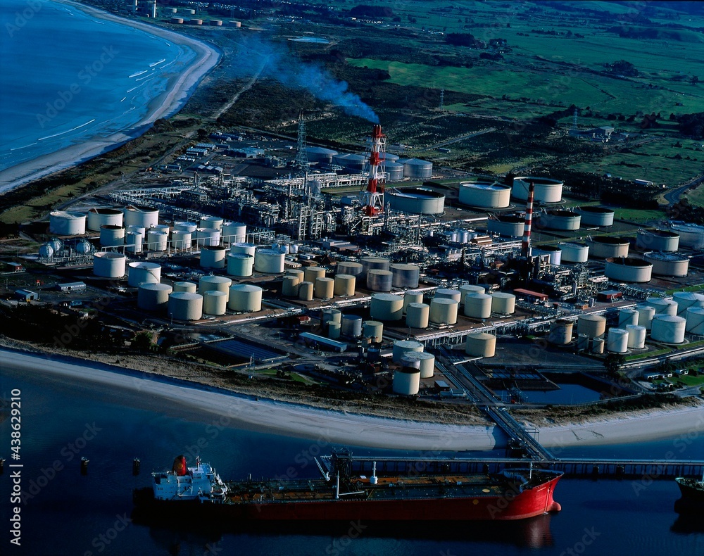 new zealand, whangarei, petroleum refinery, overview, economy, industry ...