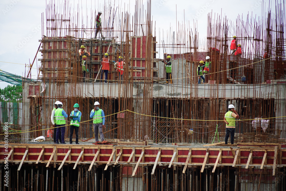 construction workers on construction site labours indian Stock Photo ...