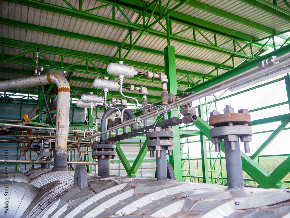 Condensate port for fill water to prevent steam (process condition ...
