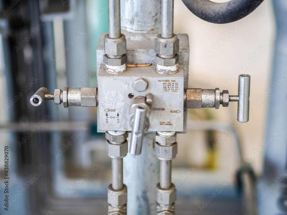 Block valve or manifold valve of pressure transmitter for apply in ...