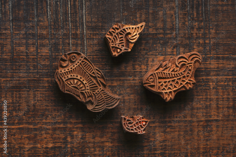 Different size of fish shape wood block pattern for textile printing on ...