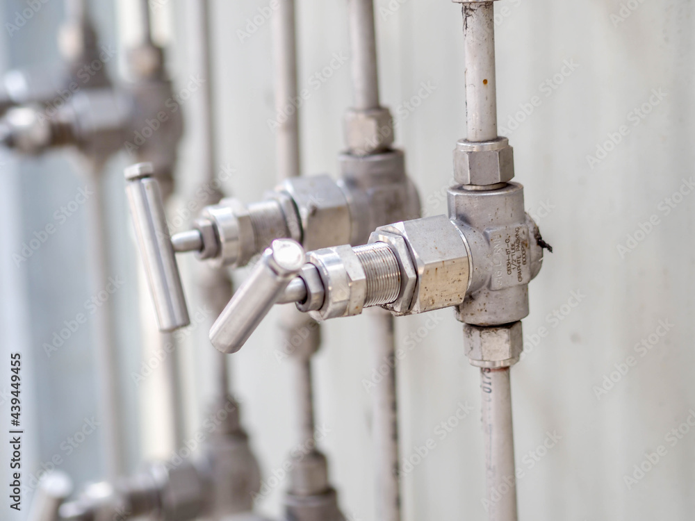 Block valve or manifold valve of pressure transmitter for apply in ...