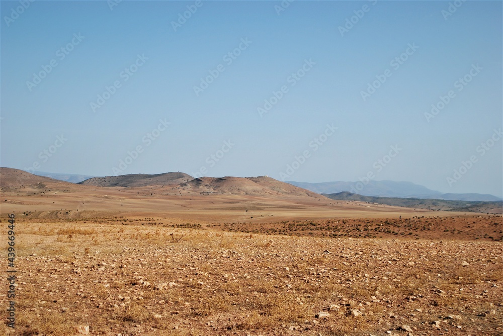 Types de paysage hauts plateaux, Algérie Stock Photo | Adobe Stock