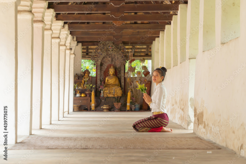Portrait of smiling Asian Shan woman girl, Tai Yai, northern Thai ...