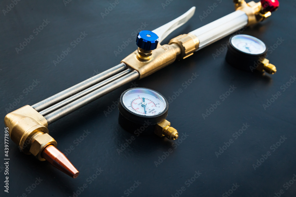 New cutter and two monometers for acetylene and oxygen, for gas cutting ...