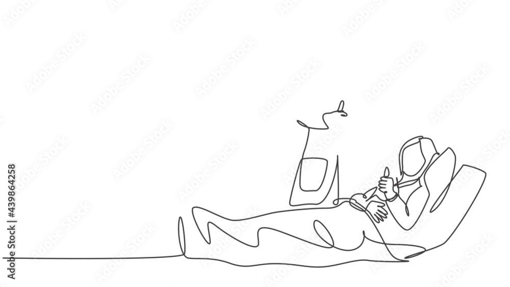 Animation of one line drawing of doctor visiting patient who are lying ...