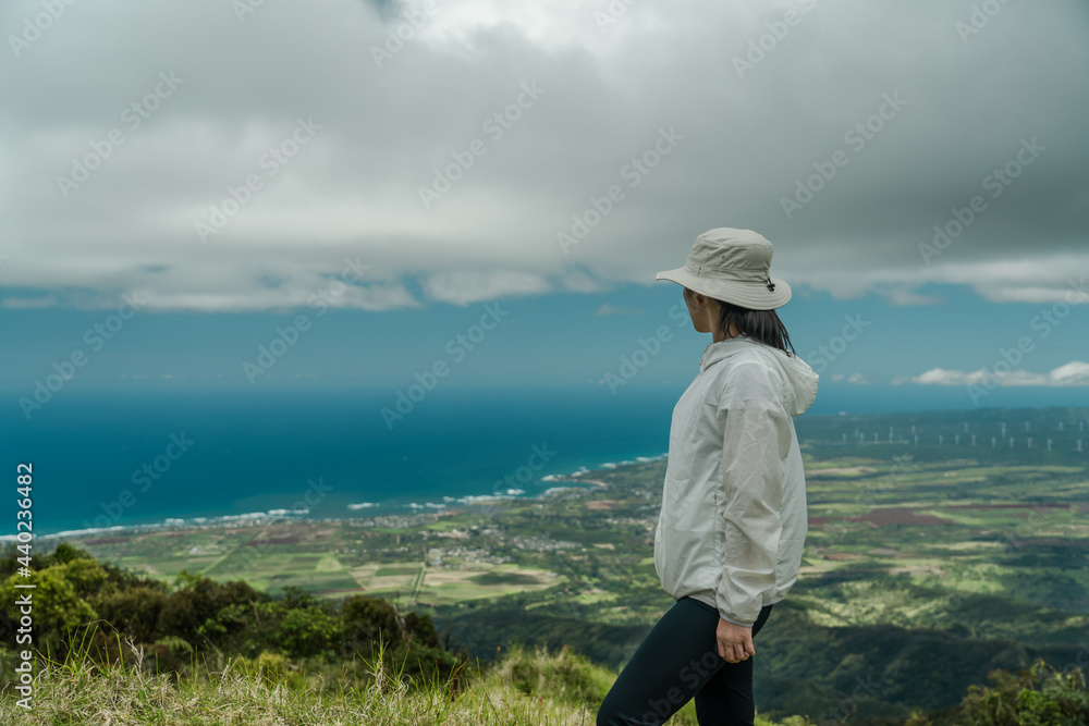 Kaʻala or Mount Kaʻala is the highest mountain on the island of Oahu ...