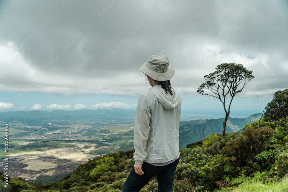 Kaʻala or Mount Kaʻala is the highest mountain on the island of Oahu ...